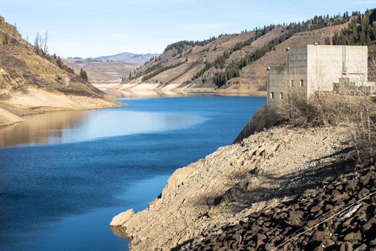 Water and weather experts: Snowpack is in good shape, for now | Local ...