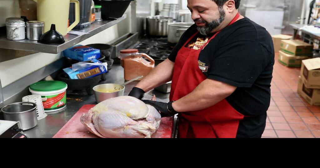 Senor Garcia's Puerto Vallarta offering free Thanksgiving meals ...