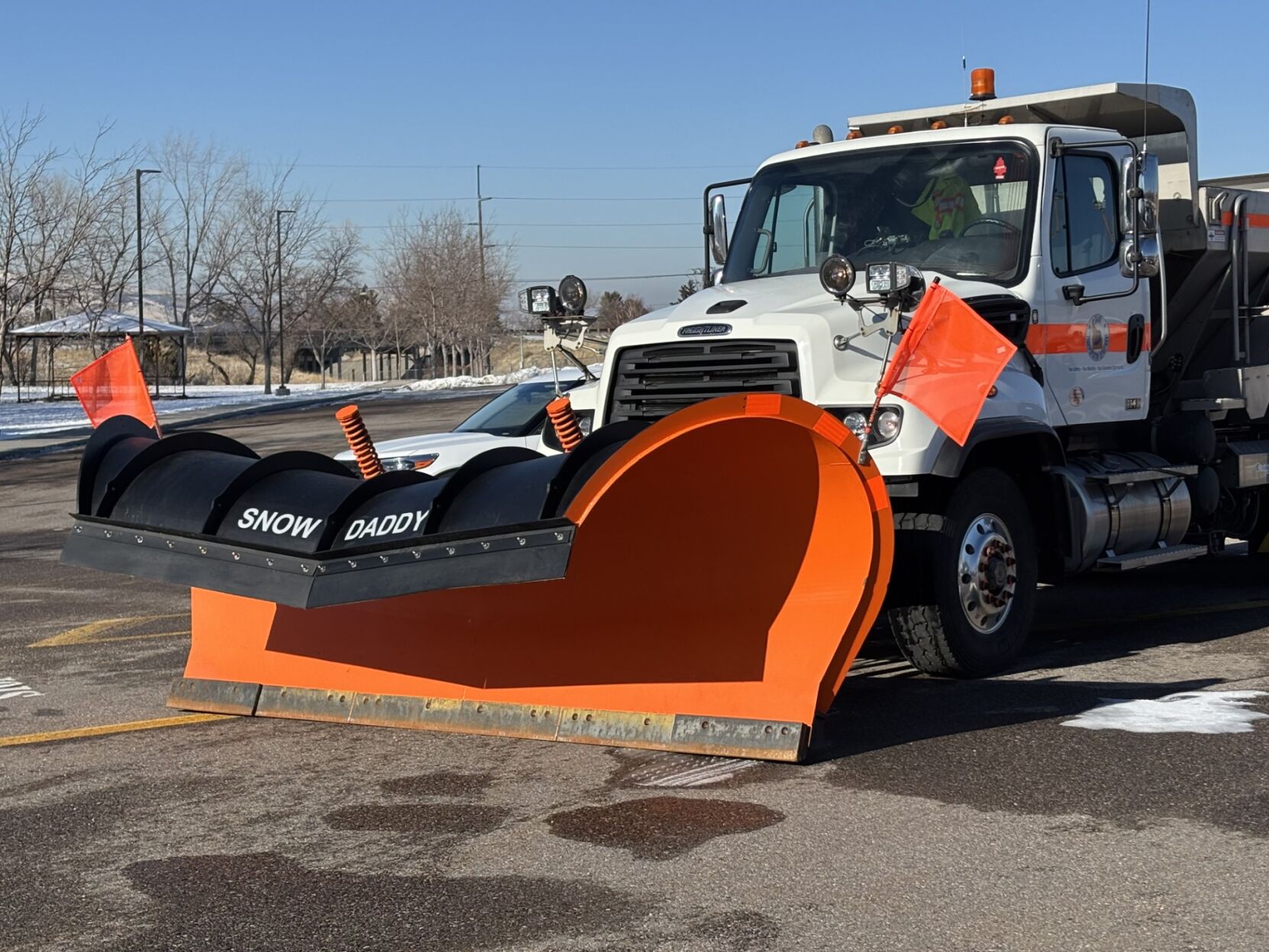 Franklin Middle School students get to meet 'Snow Daddy,' the snow plow ...