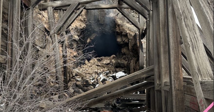Bear Gulch Train Tunnel continues to smolder; forces closure | Local ...