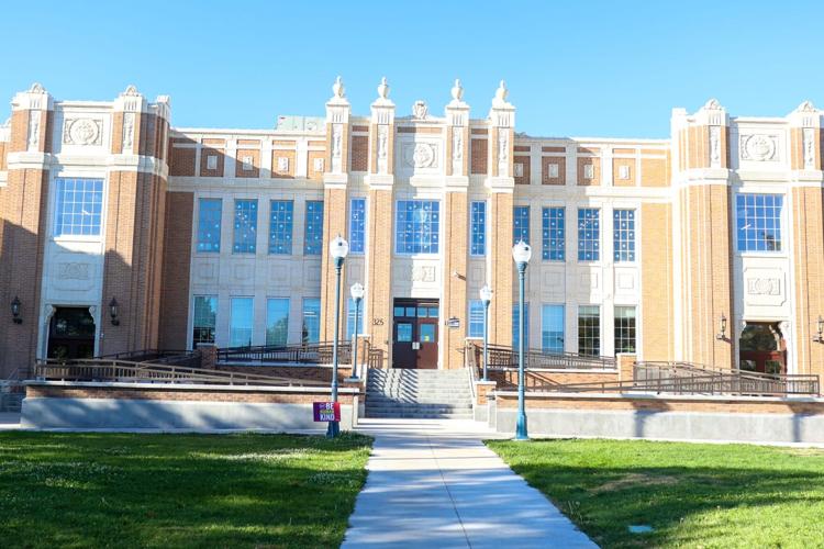 School custodian, Navy veteran, dies of apparent heart attack at ...
