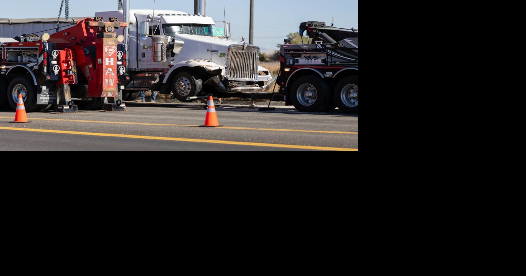 Fatal six-vehicle crash blocks local intersection for hours ...