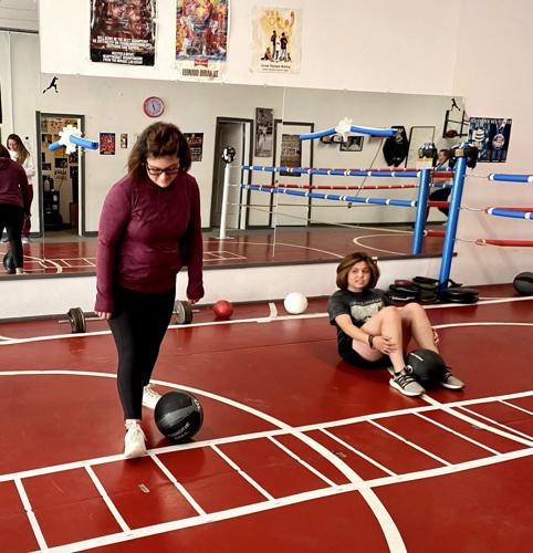Diagnosed with kidney disease, local boxing coach Teo Medina battling ...