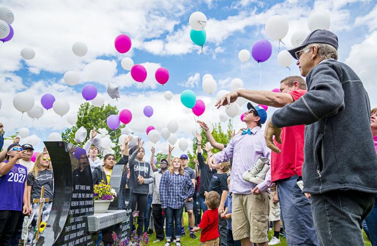 Memorial balloon release honors lives of siblings Eric and Lauren ...