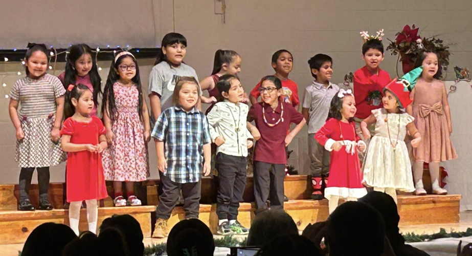 Photos of the Fort Hall Elementary School Christmas program | News ...