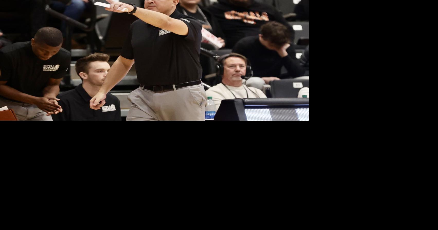 ISU men's basketball coach Ryan Looney receives five-year contract ...