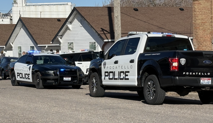 Police hold news conference after officers shoot teen armed with knife ...