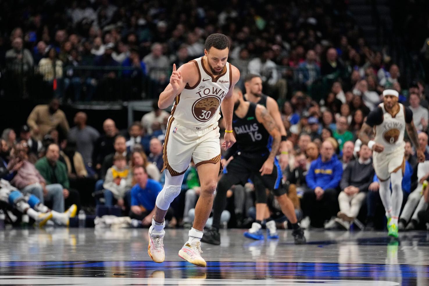 Warriors Mavericks Basketball | National | idahostatejournal.com