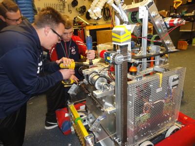Local robotics team to compete in Utah Regionals | Community ...