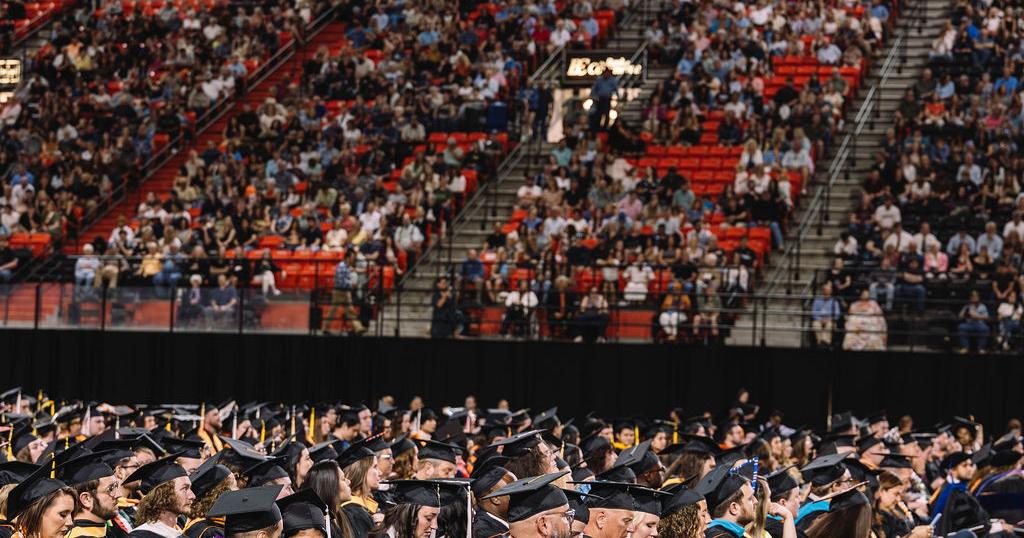Over 2,000 graduates recognized at ISU's spring 2025 commencement ...