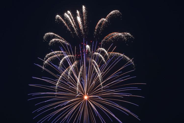 Photos of the Shoshone-Bannock fireworks show at Fort Hall | Freeaccess ...