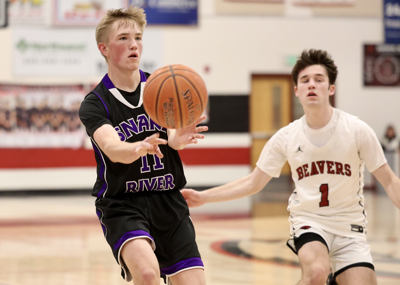 Snake River boys basketball atop the state media poll for fifth week in ...