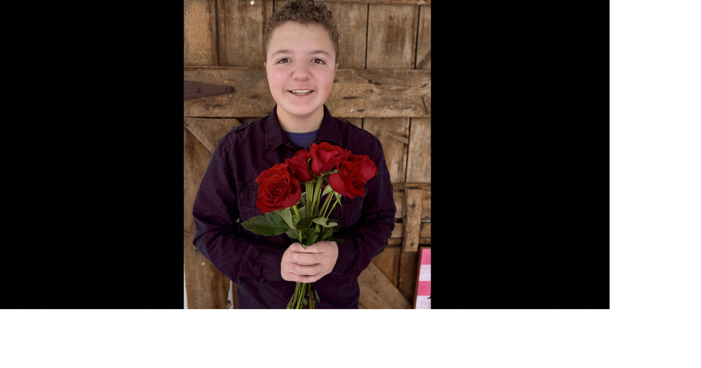 Local boy buys every girl at his school red roses for Valentine's Day ...