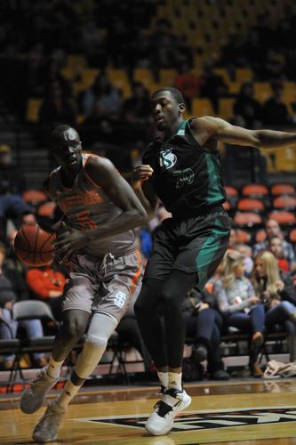 ISU MBB: Bengals return home to face streaking Montana, Montana State ...
