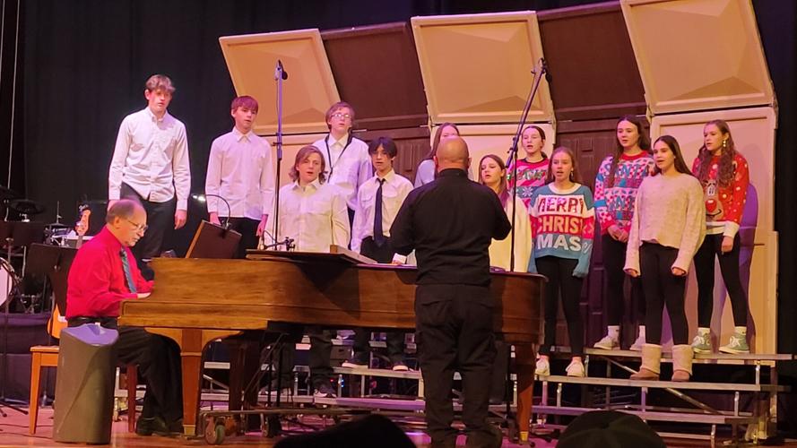 FHS bands and choirs present outstanding Christmas performance | News ...