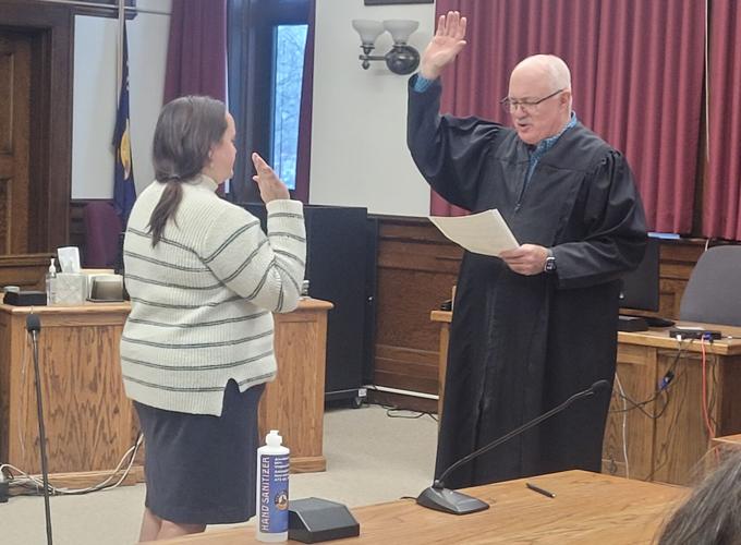 Rosebud County officials sworn in | News | independent-press.com