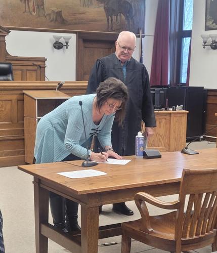 Rosebud County officials sworn in | News | independent-press.com