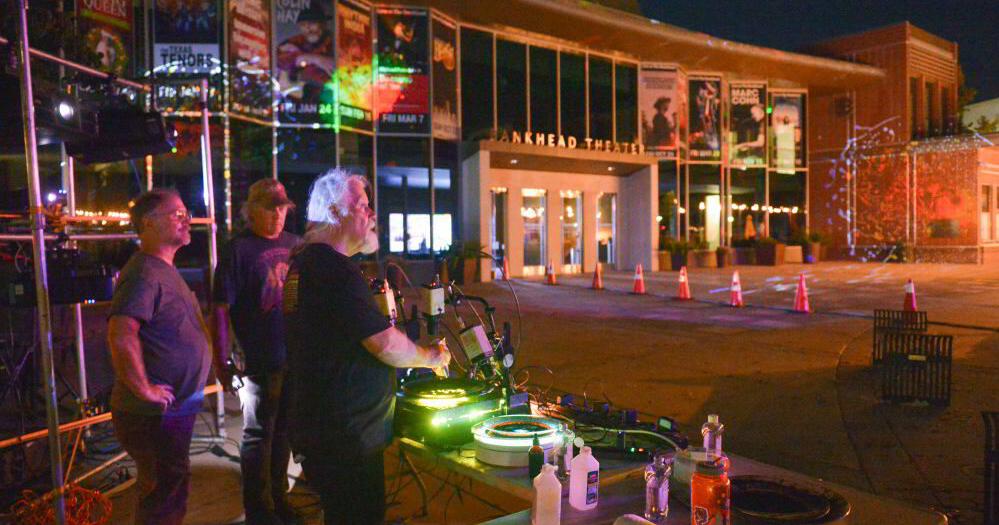 Liquid Light Show Illuminates the Bankhead During Artwalk After Dark ...