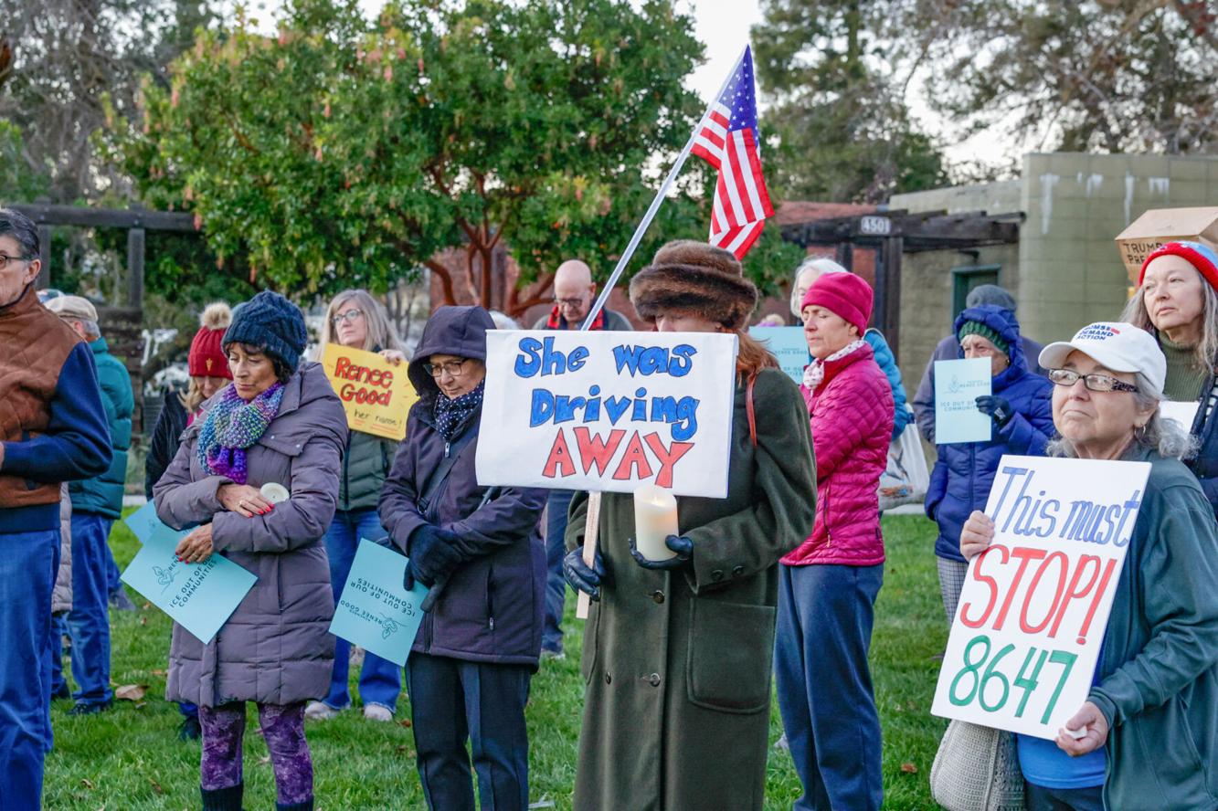 Pleasanton Candlelight Vigil Honors Memory of Renee Nicole Good ...