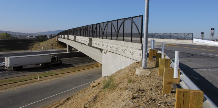 The Isabel/I-580 Interchange | | independentnews.com
