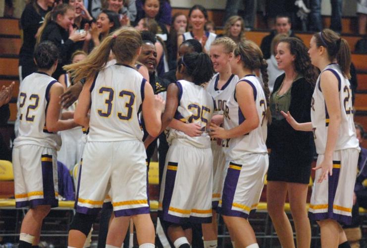 Amador Valley High School girls junior varsity basketball team defeated ...