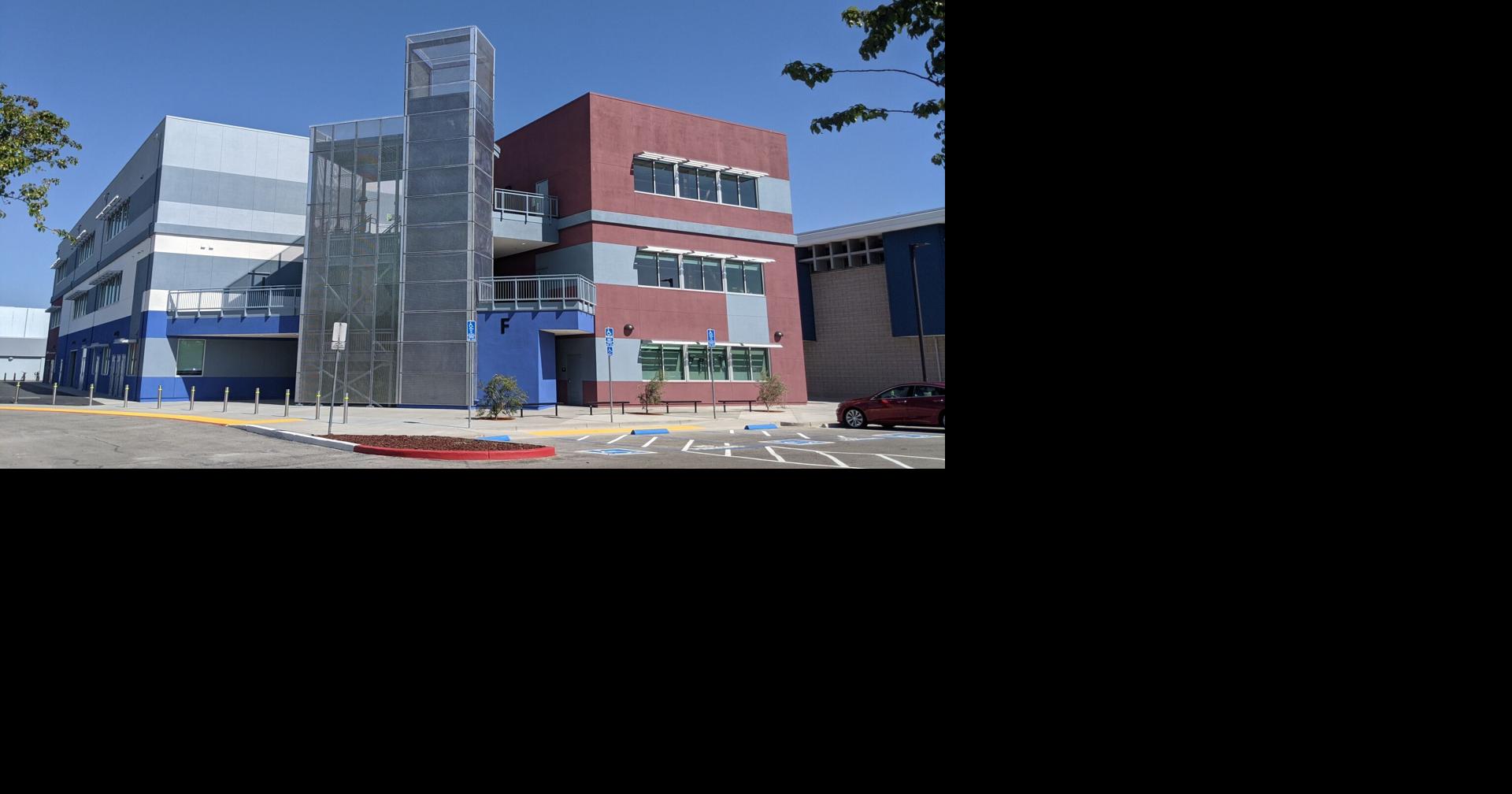 Dublin High School Officially Opens New Engineering And Science