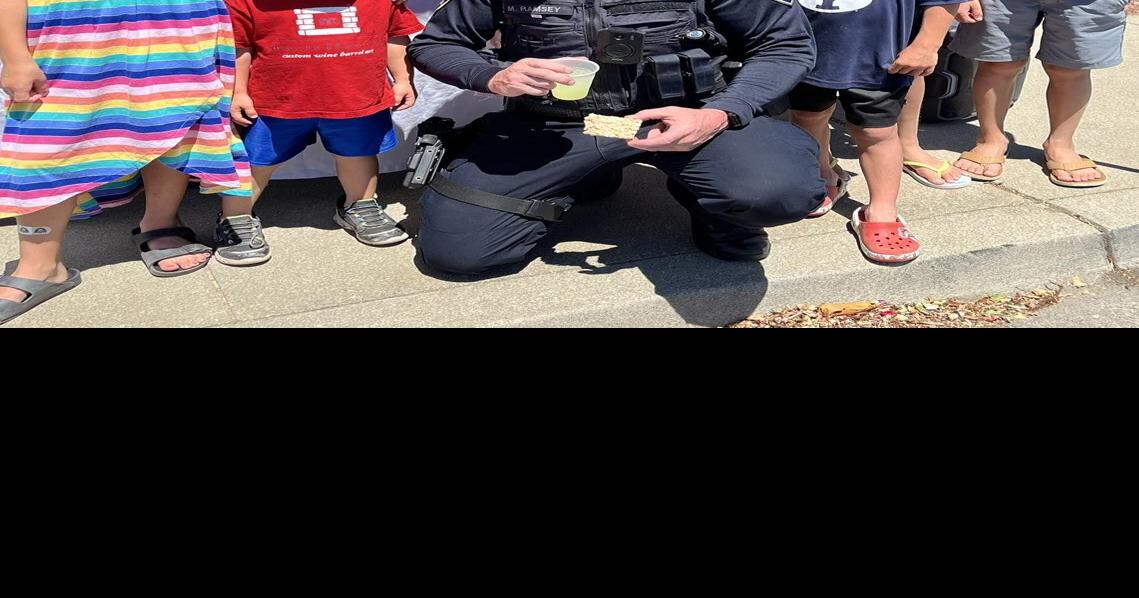 Livermore Police Officer Michael Ramsey Visits Lemonade Stand in Local ...