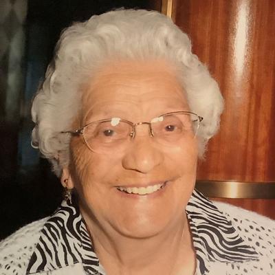 Amy Webb | Obituaries | independentnews.com