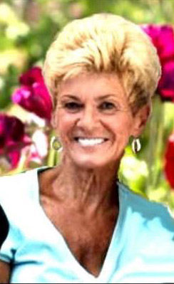 Julie Macias | Obituaries | independentnews.com