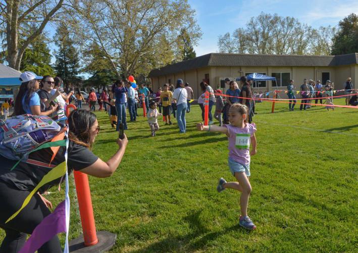 Gingerbread Preschool Hosts Fun Run | Culture | independentnews.com