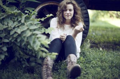 Singer-Songwriter Mariah McManus Brings a Fresh Indie Pop Sound ...