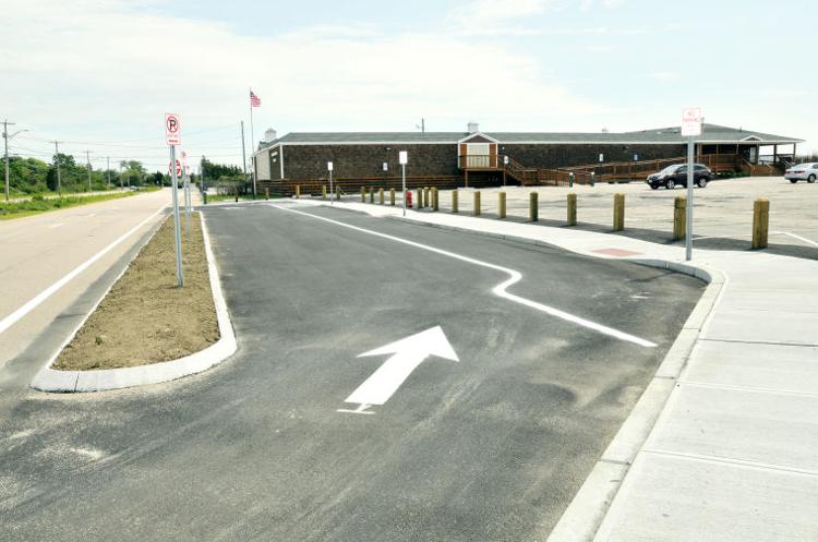 New drop-off makes Town Beach access easier | Narragansett ...