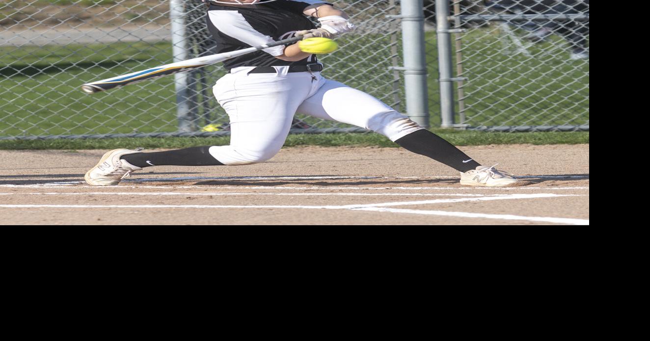 Prout softball off to dominant start | Sports | independentri.com