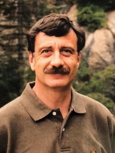 Robert Eric Russell | New Obituaries | independentri.com