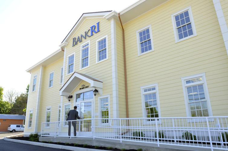 New BankRI branch aims for 'local' feeling | South Kingstown ...