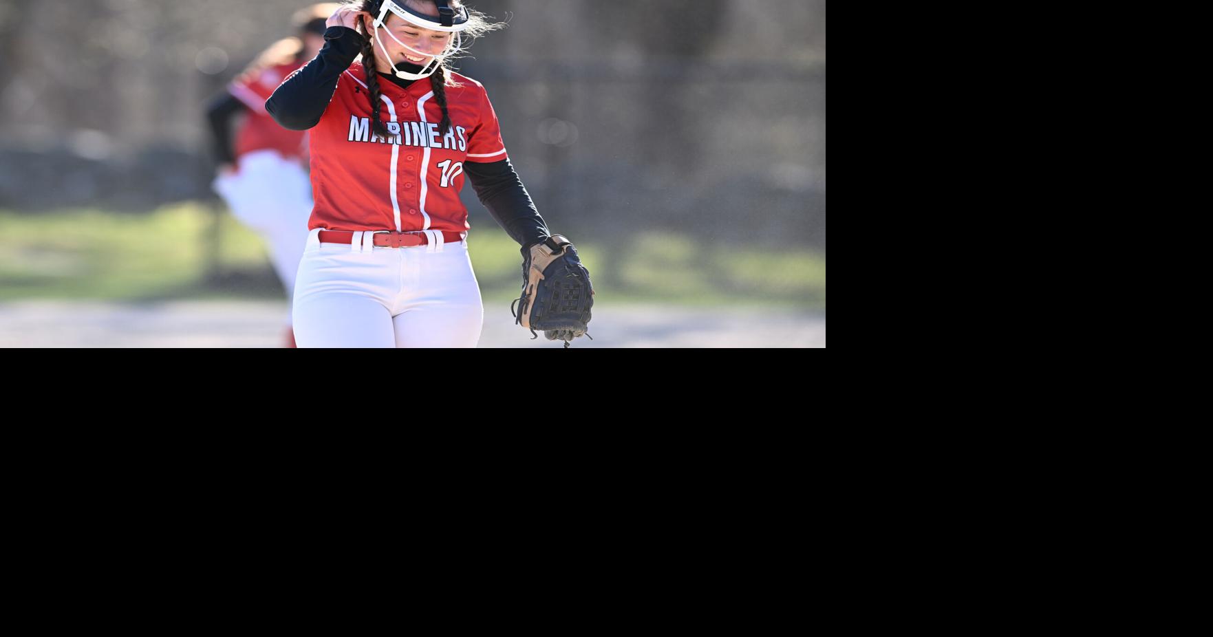 Softball: Mariners finding consistency in battle toward playoffs ...