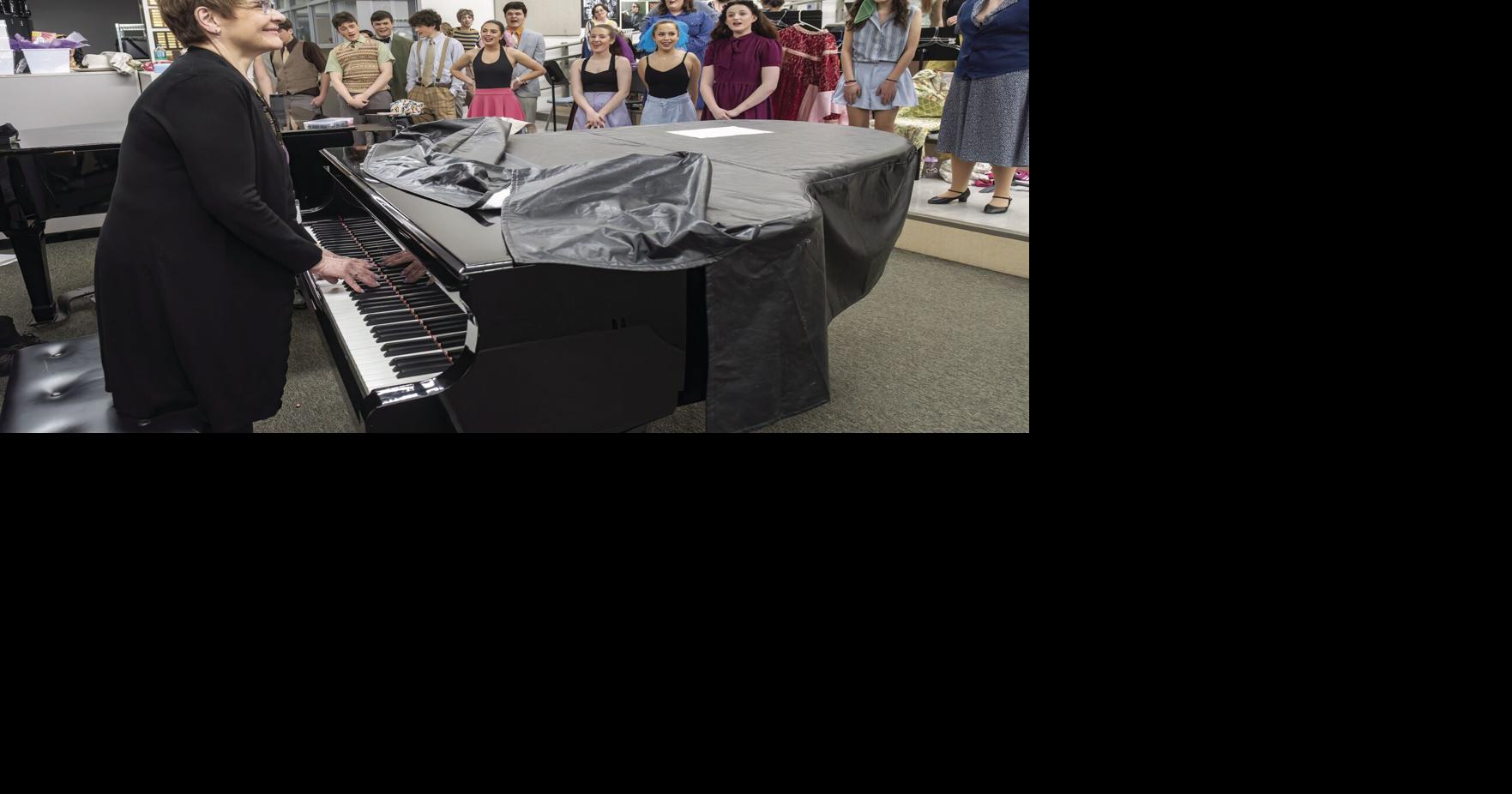 NKHS Theater director Norma Caiazza readies for her curtain call | Arts & Living | independentri.com