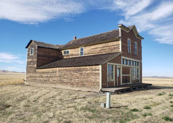 Cloverland, Wash: The only original building left in this briefly ...