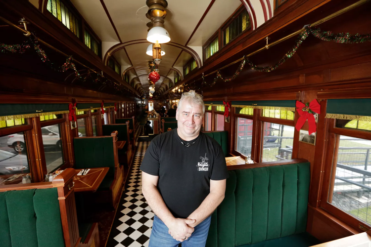 Spokane's iconic train car restaurant Knight's Diner settles into new ...