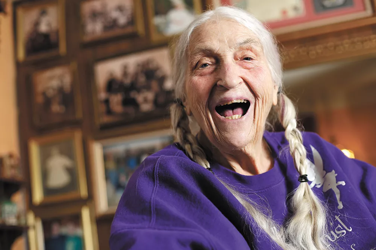 Sally Jackson's made people laugh for decades, and she finally brought ...