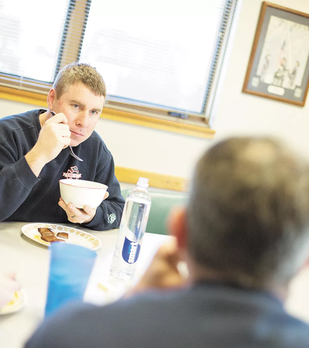 Feeding a Hungry Crew | Home | inlander.com
