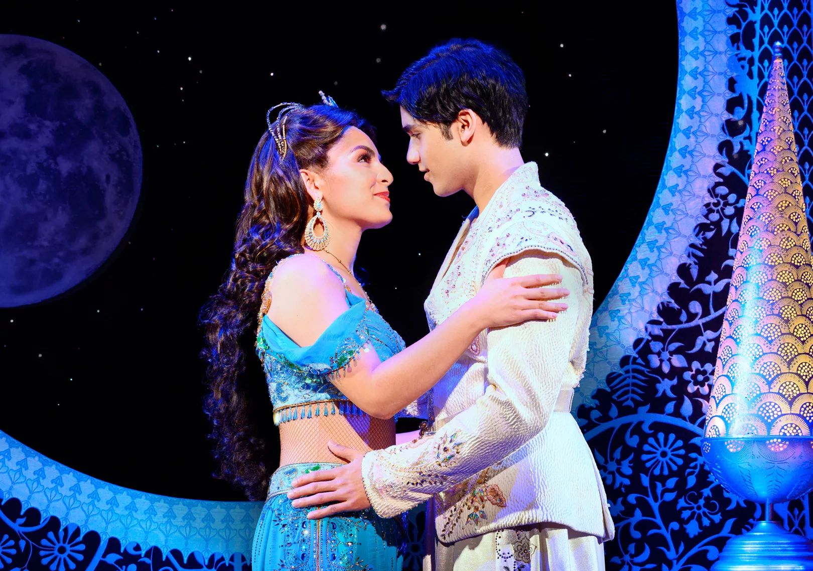 A young actress lands dream role as Jasmine in the touring Broadway production of Aladdin ...
