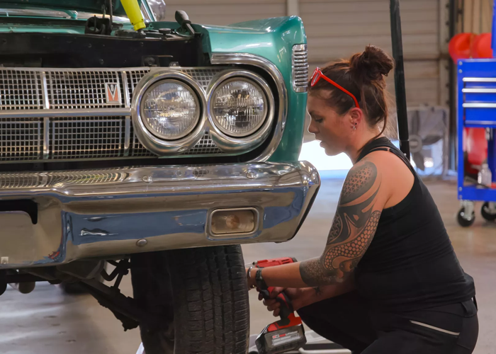 Pullman painting, automobile restoration; plus, new music! | Archive ...