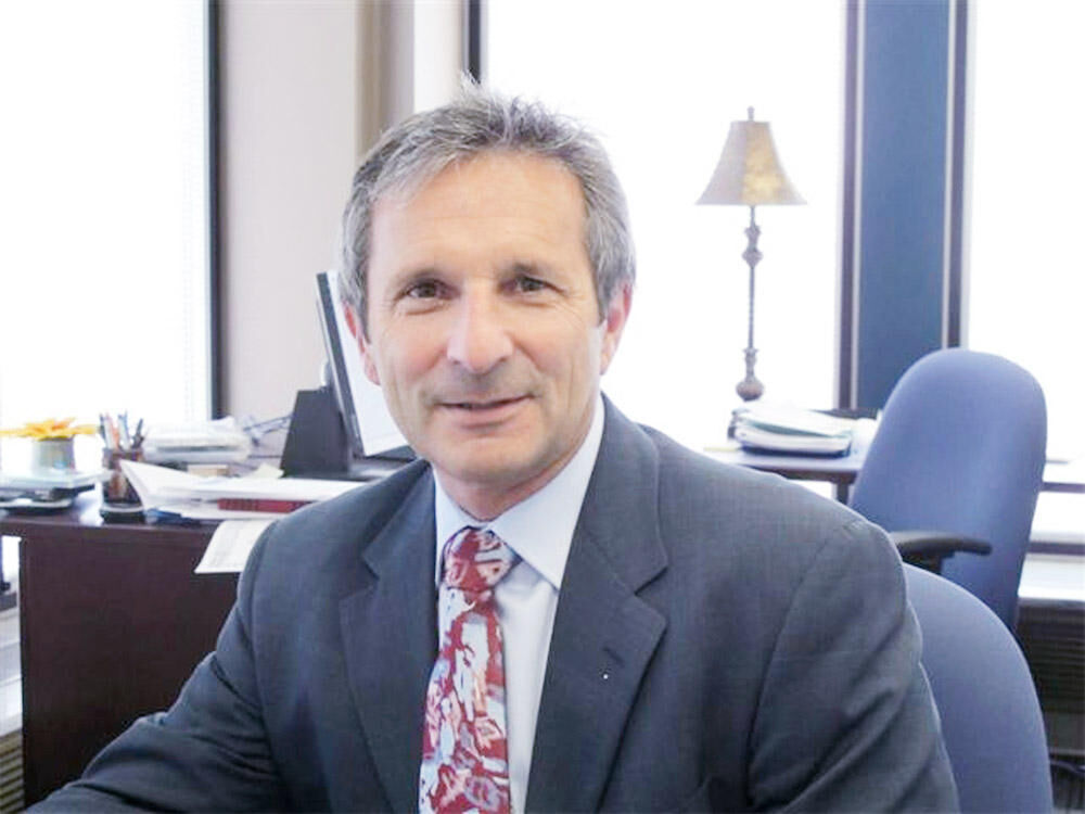 Public school board hires new director