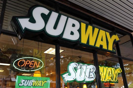 Subway Canada releases breakfast sandwich and ‘snackwich’