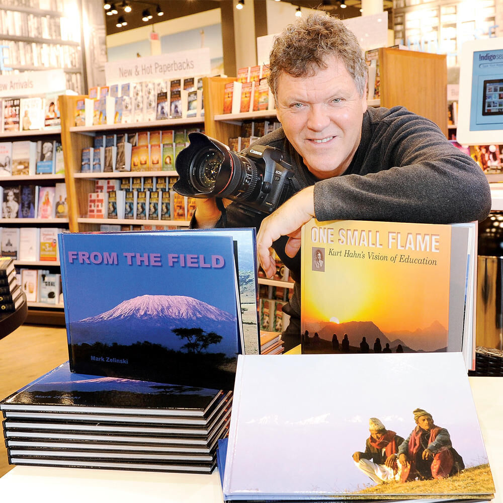Shutterbug signing