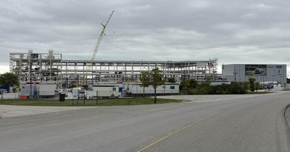 Massive facility under construction at Ford plant in Oakville