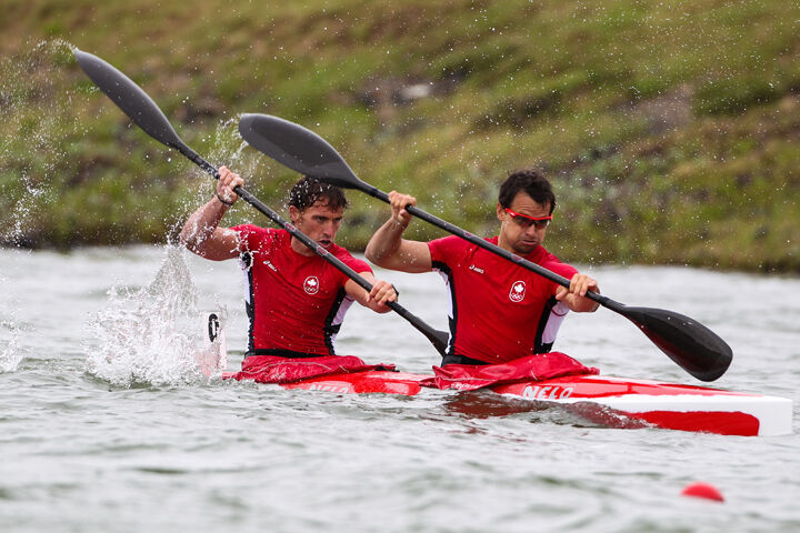 Reardon, van Koeverden chase world gold