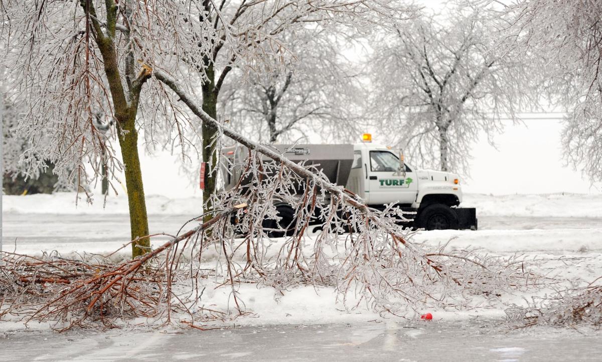 How does Ontario ice storm compare to 2013 and 1998 storms
