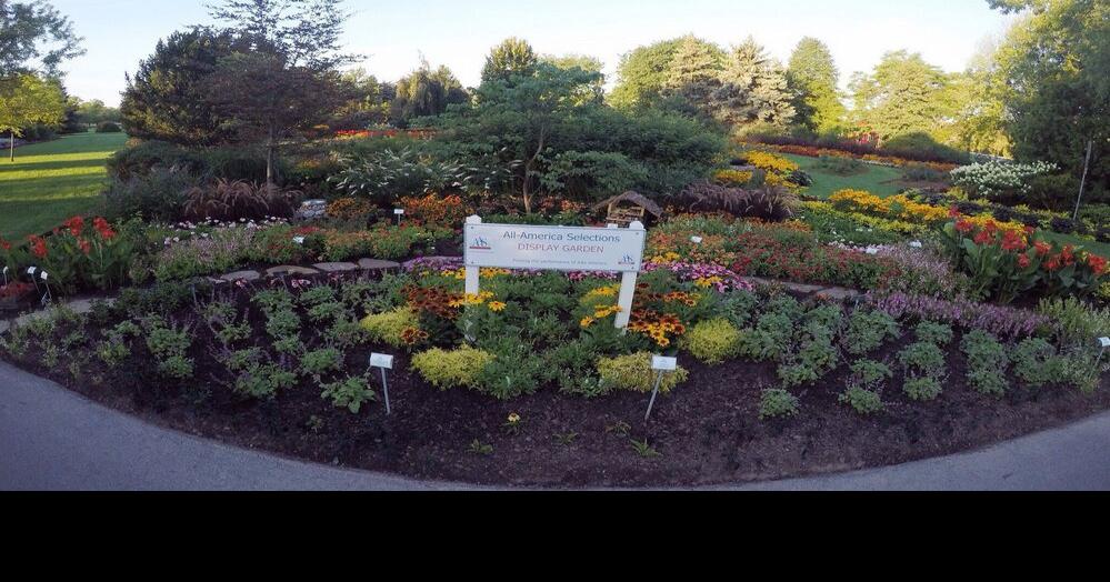 Oakville's Shell Park wins gardening award
